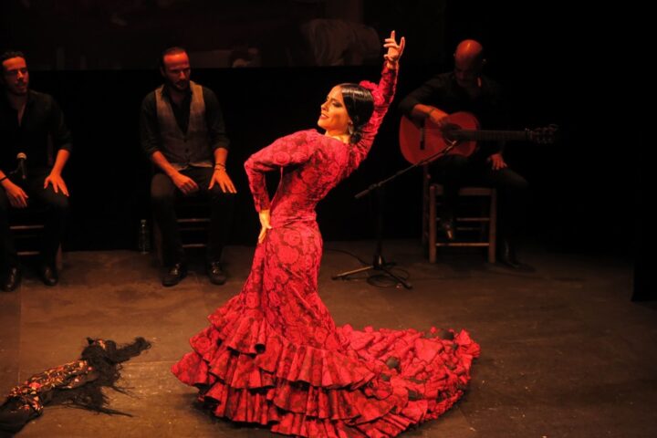 Flamenco w Andaluzji - gdzie najlepiej obejrzeć pokaz? 18 propozycji